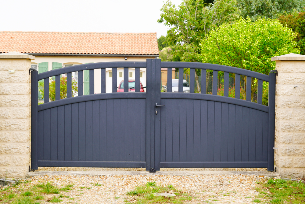 Poser un pilier de portail maçonné : comment faire